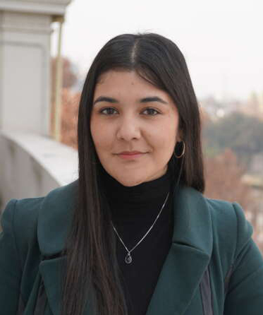 Chantal Lazen – Instituto Milenio BASE